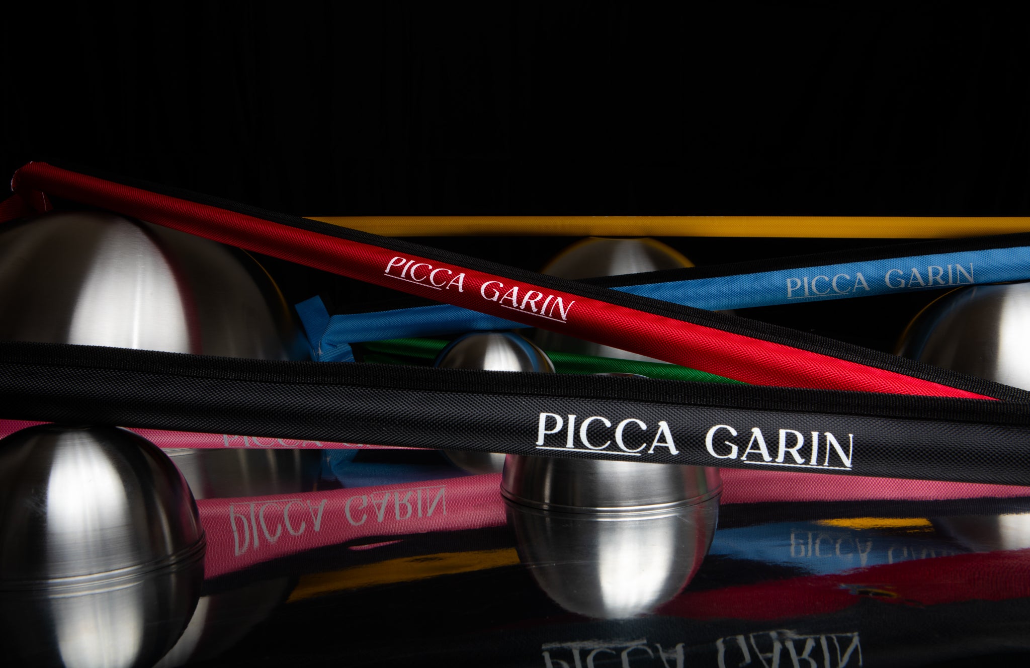 800 nw uniforms – Picca Garin